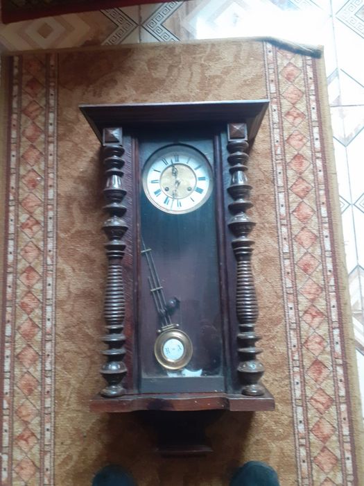 Colecție de ceasuri de șemineu pendule de perete și cu cuc Oradea • OLX.ro