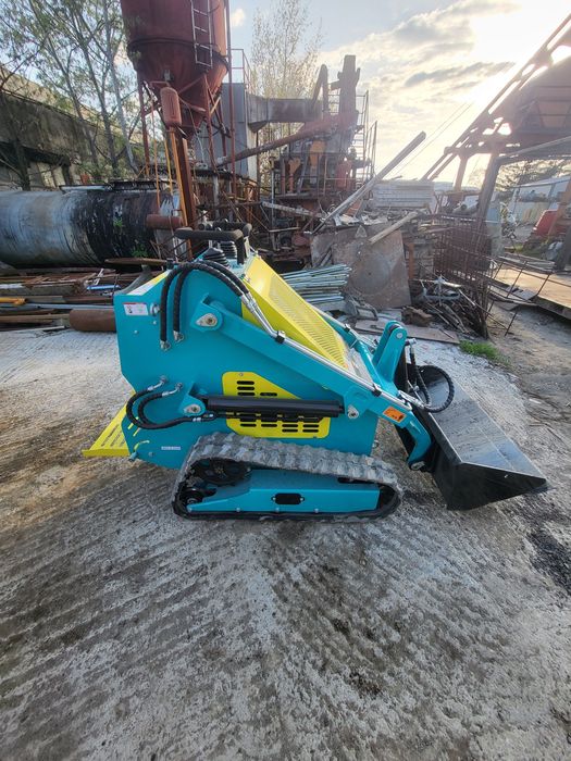 Mini-incarcator frontal bobcat pe senile 700 kg Bucuresti Sectorul 1 ...