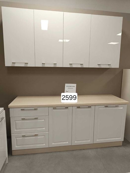 Mobila bucatarie, alb lucios Roman • OLX.ro