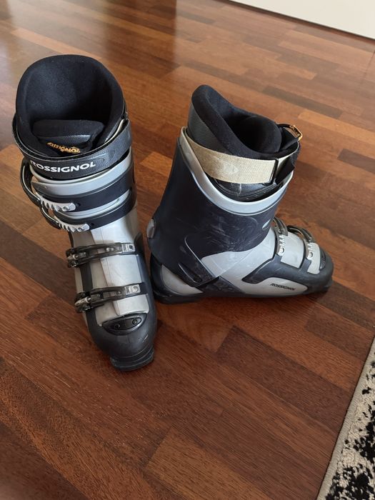 Clapari ski rossignol marimea 44 (28.5 ext) Bucuresti Sectorul 3 • OLX.ro