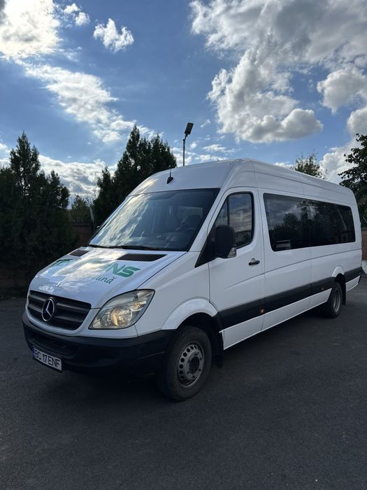 Se vinde microbuz 21 locuri Mercedes Sprinter Onesti • OLX.ro