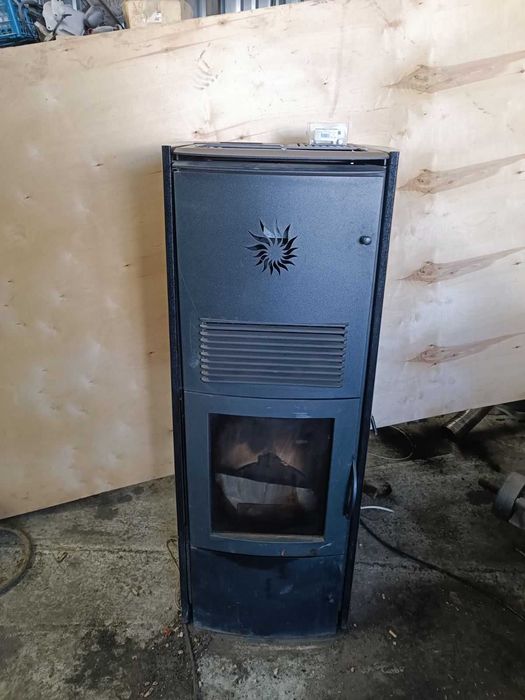 Пелетна суха печка 10 KW. Италианска – 800лв гр. София Бенковски • OLX.bg