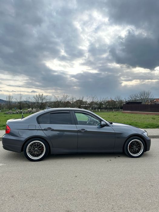 De vanzare bmw e90 m47 Gherla • OLX.ro