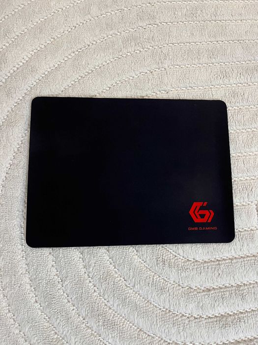 Tastatura Gaming Mecanica RGB USB VARR OMEGA + Mousepad Gaming ...