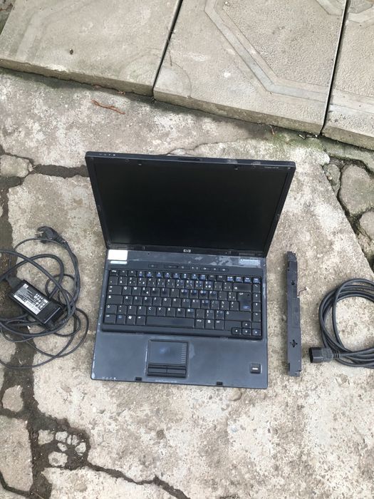 Vand laptop Hp compaq Runcu • OLX.ro