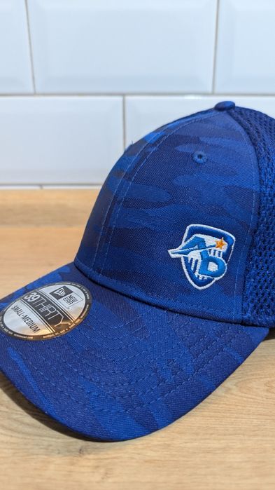 Sapca New Era blue camouflage Constanta • OLX.ro