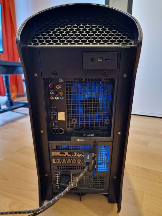 Sistem Desktop PC DELL Alienware Aurora R14 64GB RAM! CA NOU! Bucuresti ...