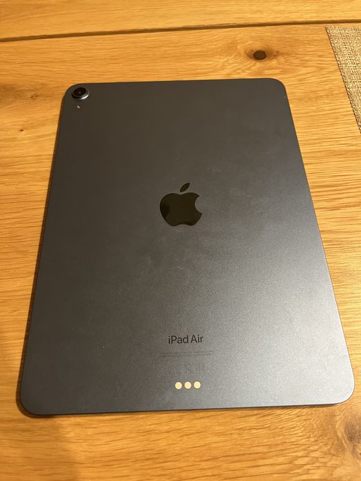 M1 Ipad air 5 wifi гр. София Борово • OLX.bg