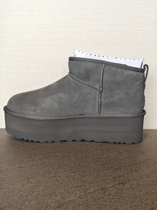 UGG Classic Ultra Mini piele naturală cool casual Oradea • OLX.ro