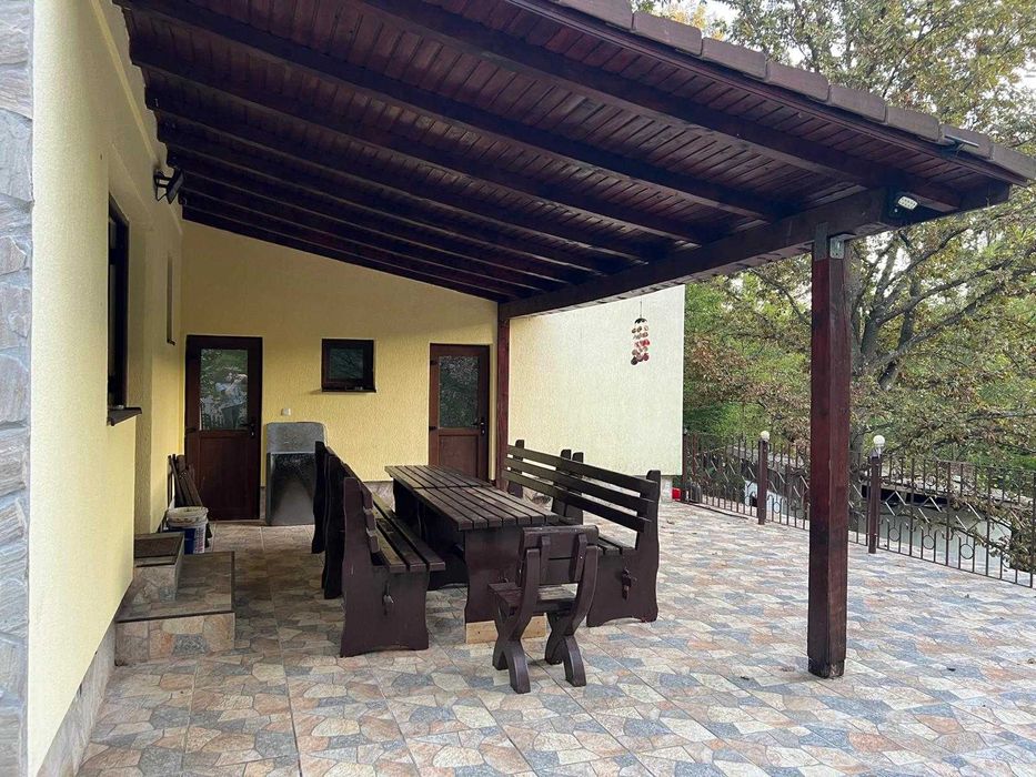 Cabana de inchiriat, Lacul Surduc Surducu Mic • OLX.ro