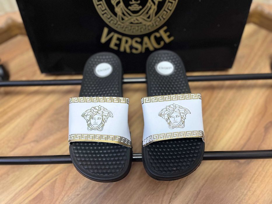 #NEW MODEL 2024# Papuci/slapi Versace de piscina/baie/plaja Voluntari ...