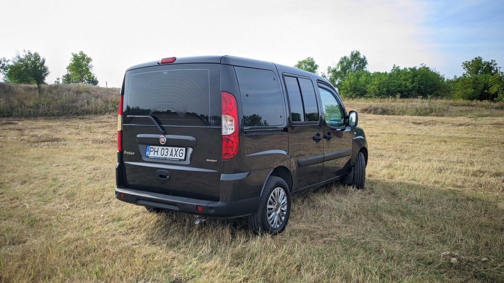 Fiat Doblo Panorama 5 locuri - 2010 Bucuresti Sectorul 6 • OLX.ro