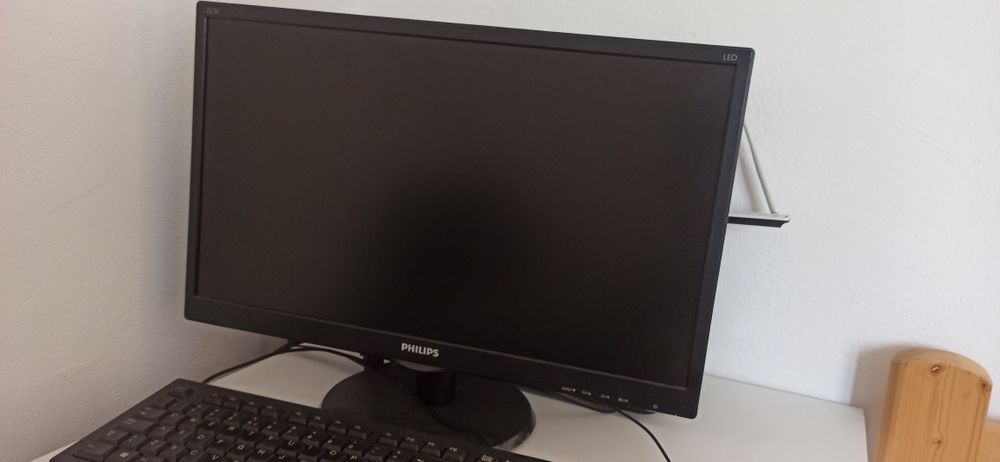 Calculator , monitor,tastatura ,mouse și boxe Sibiu • OLX.ro