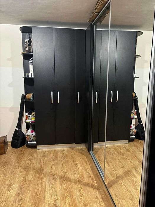 Dulap / dressing negru MDF de colt Sibiu • OLX.ro