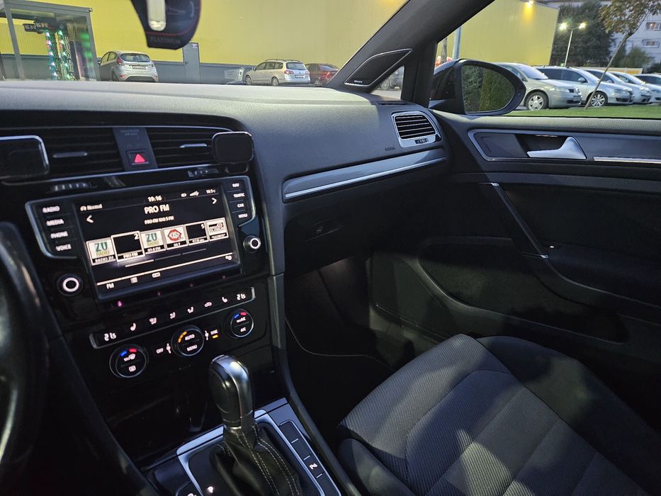 Vw Golf 7 R-line pack Focsani • OLX.ro