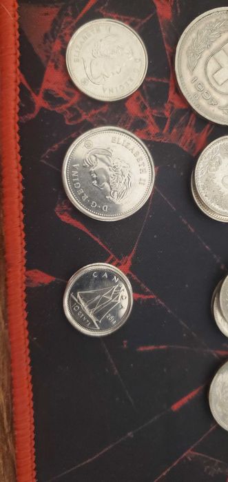Monede americane vechi plus alte monede care provin din alte țări ...