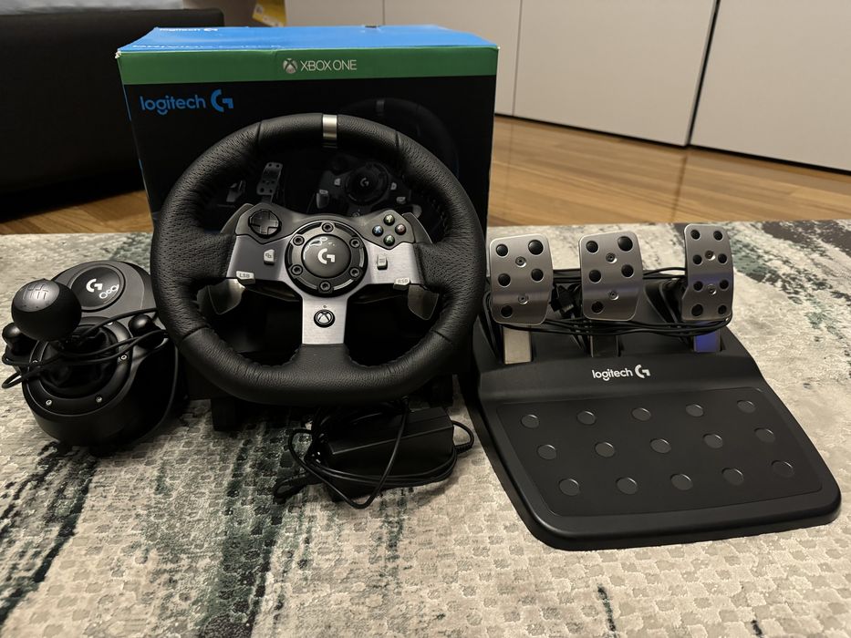 Volan Logitech + Schimbator Logitech Voluntari • OLX.ro