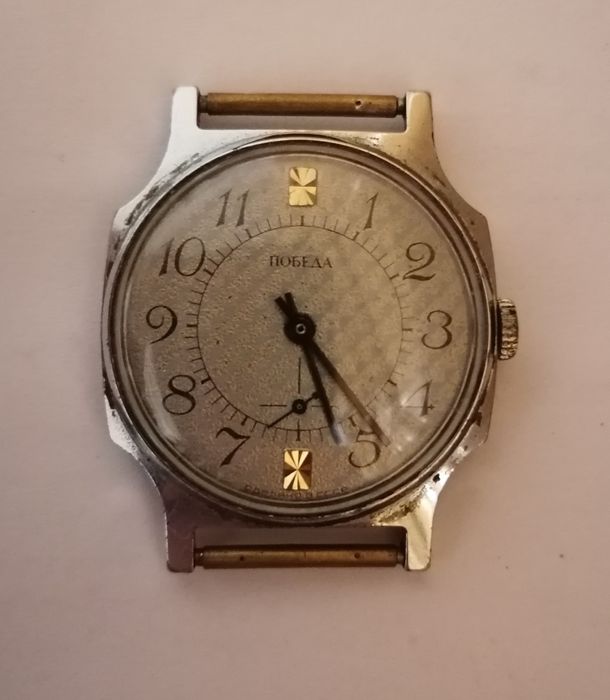 Ceas Pobeda mecanic barbati URSS vintage stare buna functionare Iasi ...
