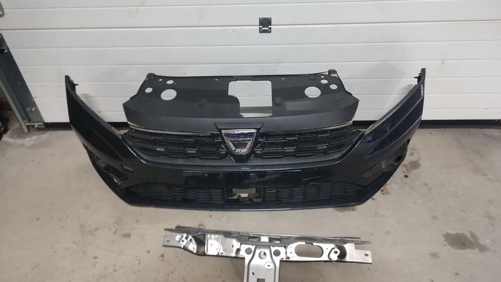 Bara fata , trager , traversa, scut bara , far stânga Logan 2021,2022 Bascov • OLX.ro