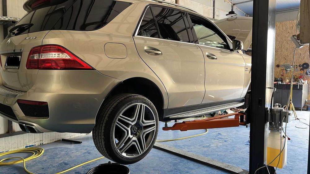 Elevator 2 coloane SWAG SW-4000, NOU 7777 . Ilfov Otopeni • OLX.ro