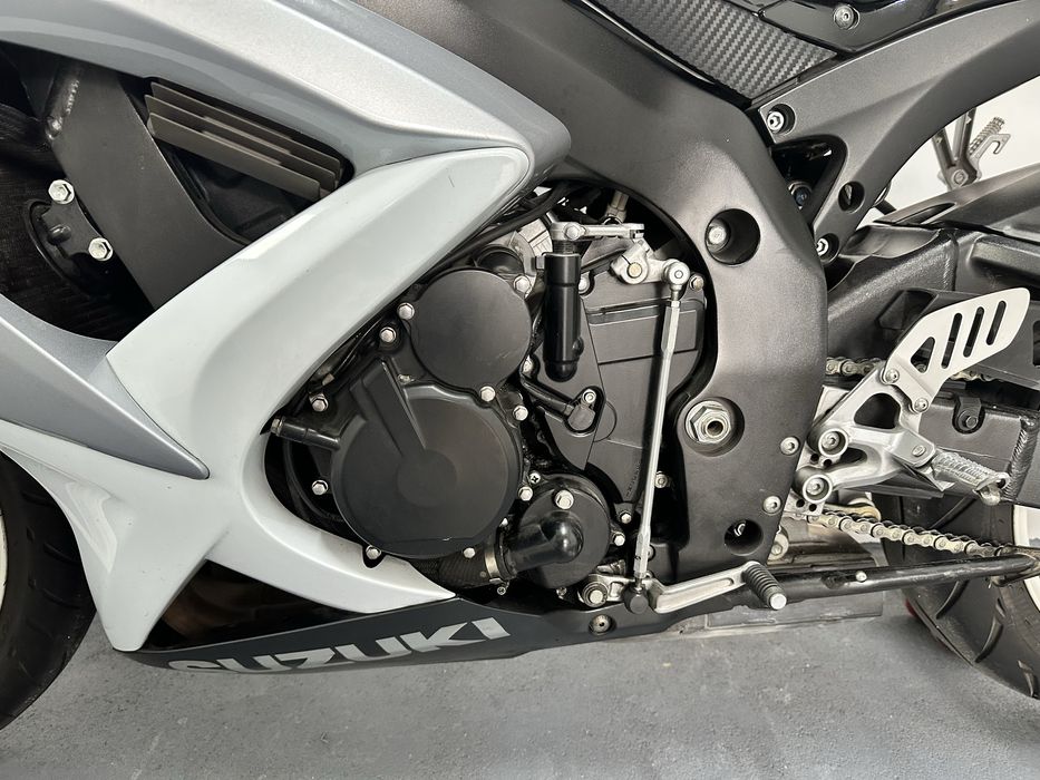 Suzuki GSX-R600 K8, kw92. Baia Mare • OLX.ro