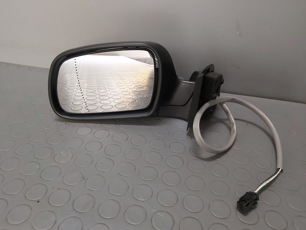Странично огледало Пежо 307 гр. София Зона Б-18 • OLX.bg