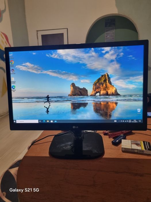 Монитор LG 22 инча гр. Варна Възраждане 2 • OLX.bg