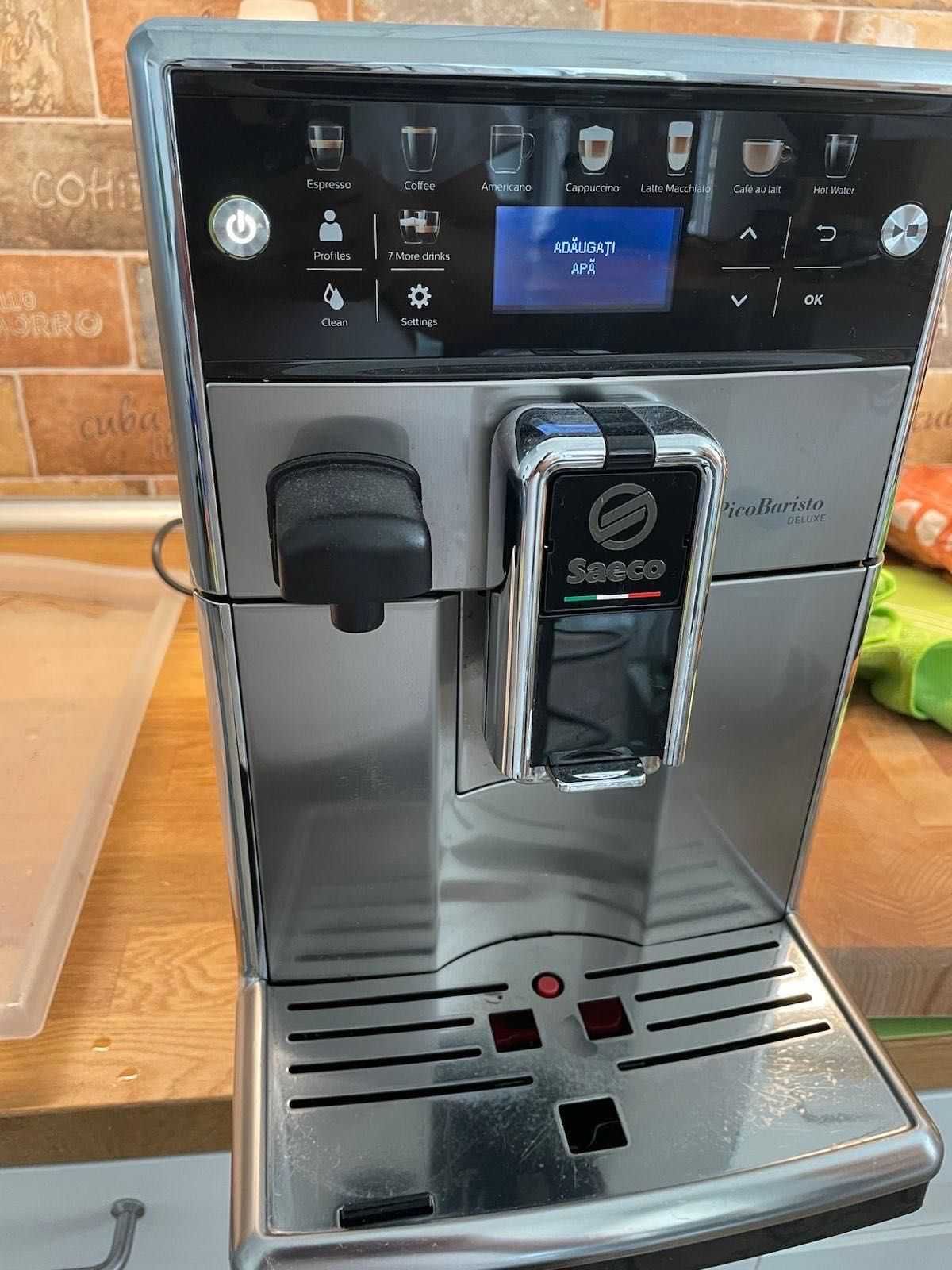 Espressor automat Saeco PicoBaristo Deluxe Targoviste • OLX.ro
