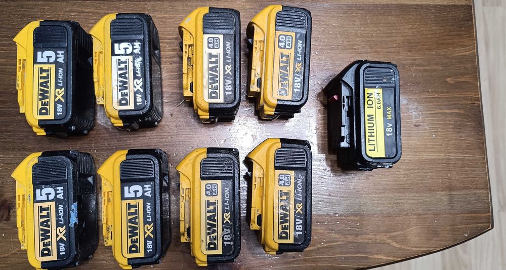 Батерии Dewalt 18v гр. Асеновград • OLX.bg