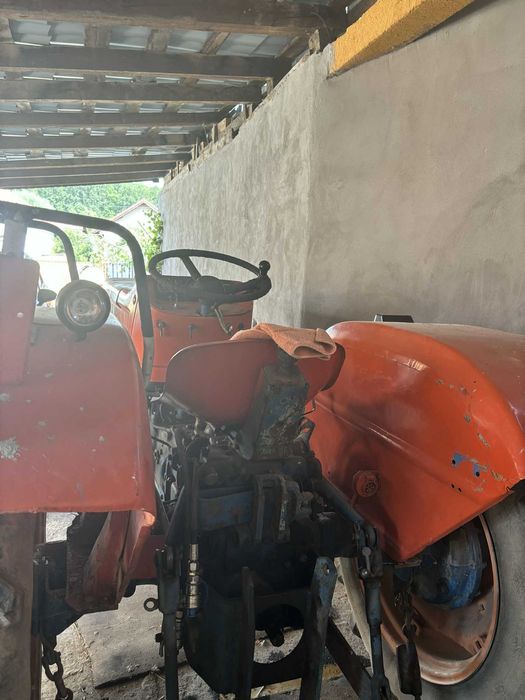 Vand tractor fiat Pesteana-Jiu • OLX.ro