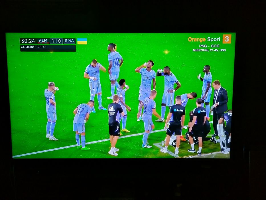 TV LG 4K 86 inchi Football Edition! Craiova • OLX.ro