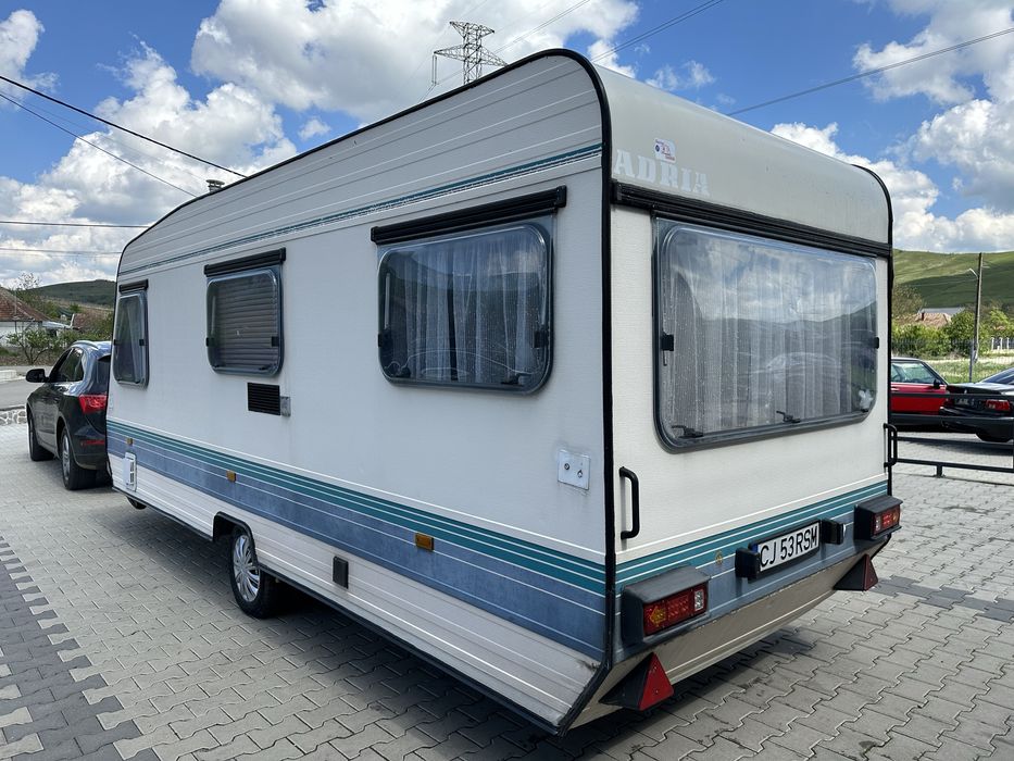 Rulota Adria inmatriculata 2 spatii de dormit Cluj-Napoca • OLX.ro
