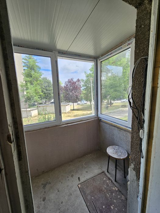 Vând ap. 2 camere semidecomandat, parter, 36 m² + balcon + beci DEVA ...