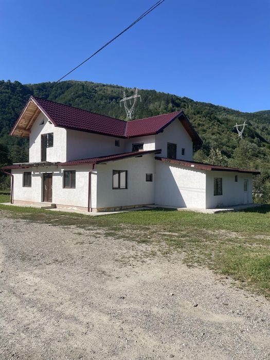 Pensiune/casă de vacanta Marisel(Rusești) cu CF Marisel • OLX.ro