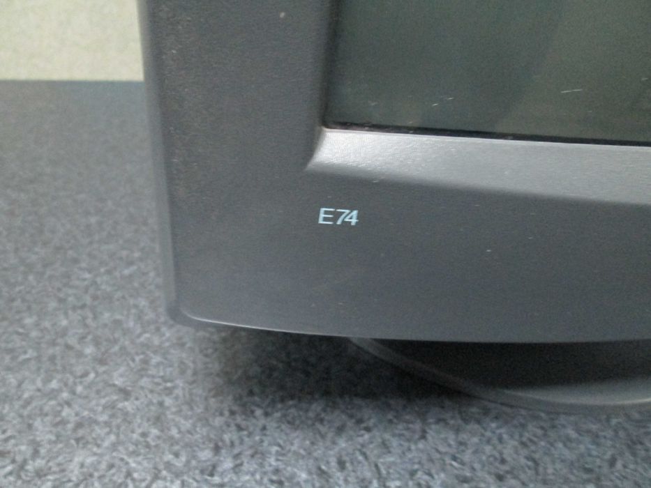 Продавам монитори IBM-17" и запазени компютърни кутии гр. Дупница • OLX.bg