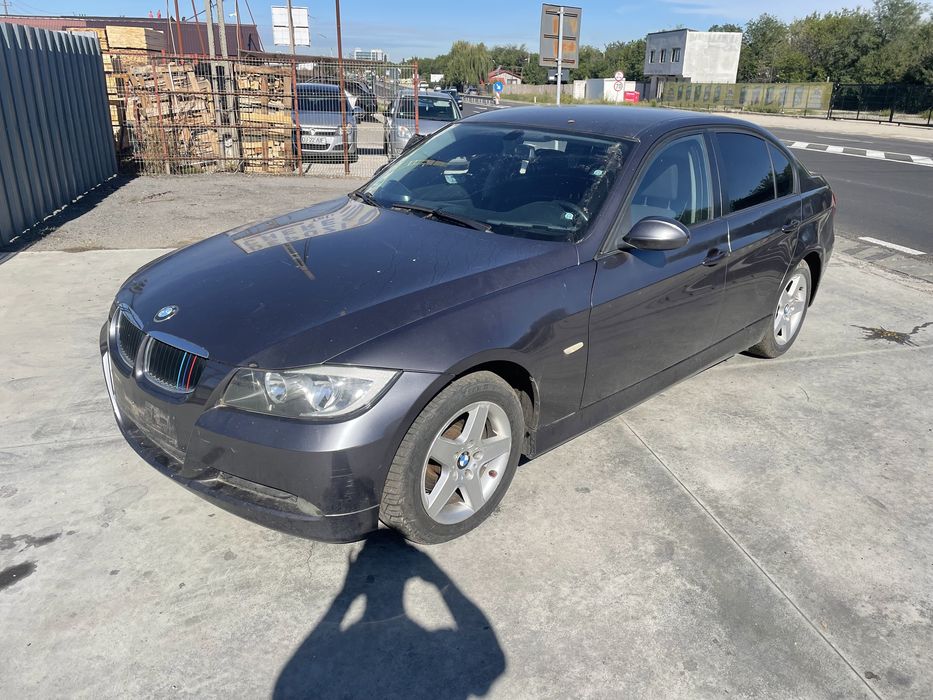 Dezmembrari bmw 320i e90 e91 e92 n46b20 benzina piese motor cutie etc Craiova • OLX.ro