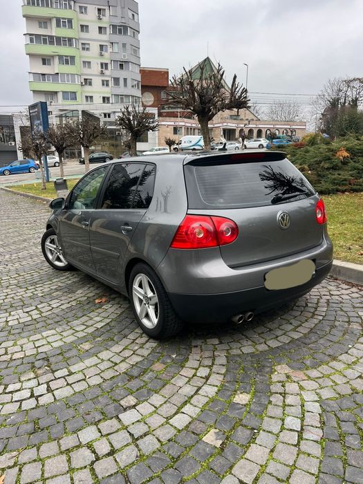 Vw Golf 5 GT Fab 2007 Xenon Încălzire scaune Slatina • OLX.ro