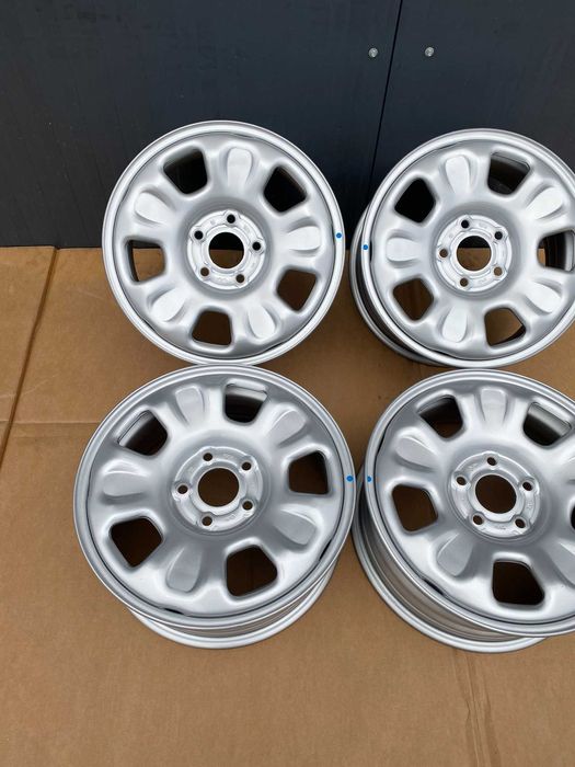 Jante otel tabla Dacia Duster R16 inch noi originale Pitesti • OLX.ro