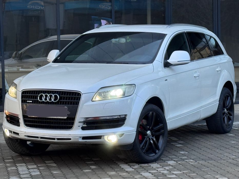 Audi Q7 3.0D S line Alb Perlat *suspenie * bose *Quattro *Stare Perfec ...