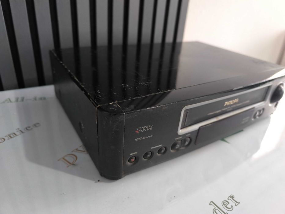 DVD/VHS Recorder Philips VR 676 - Funcțional, Testat Botosani • OLX.ro