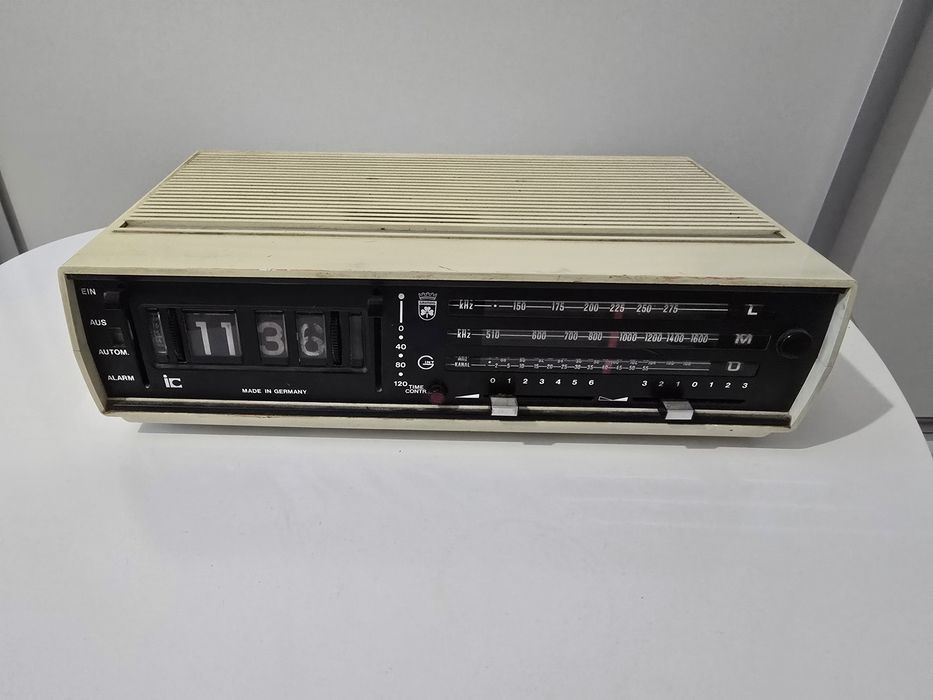 Radio ceas vintage de colectie Grundig Sono-Clock cca 1970 Dej • OLX.ro