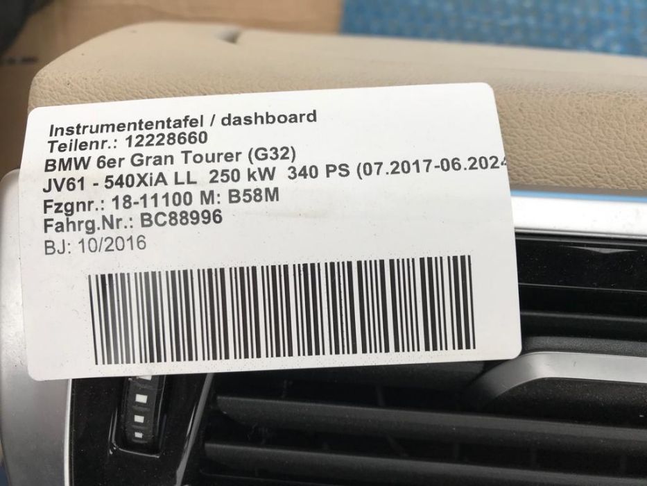 BMW X5 F15 G32 F87 M2 F10 E60 F25 G30 F30 plansa bord head up display ...