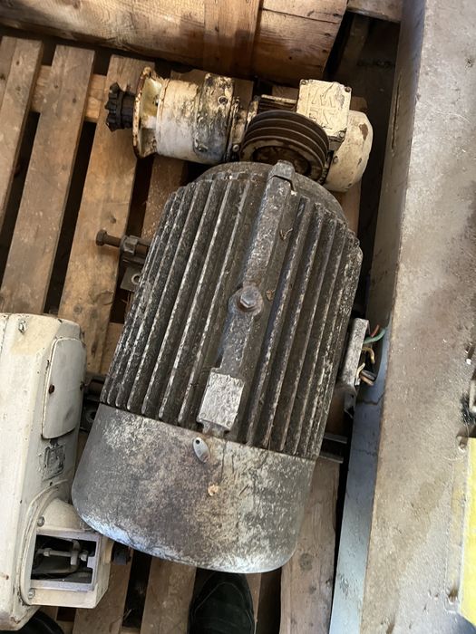 Motor electric asincron trifazat – 11 kW, 380V, 1480 rpm Cluj-Napoca ...