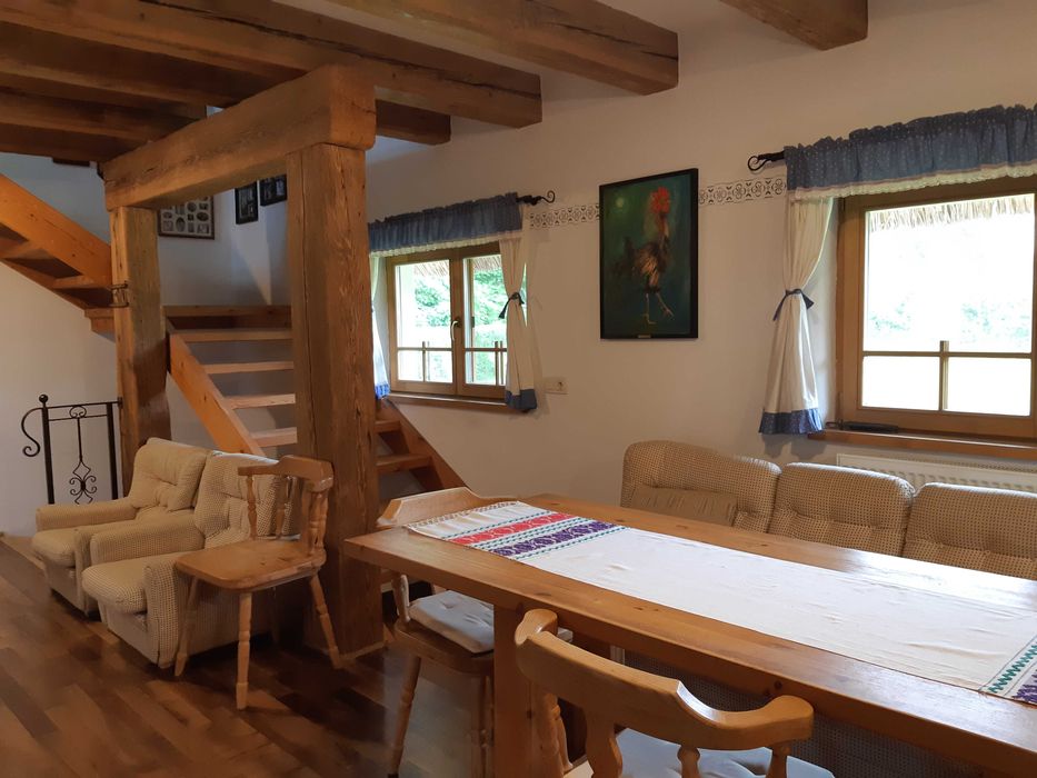 Casa finisata in stil rustic, cu teren 550mp Salicea • OLX.ro