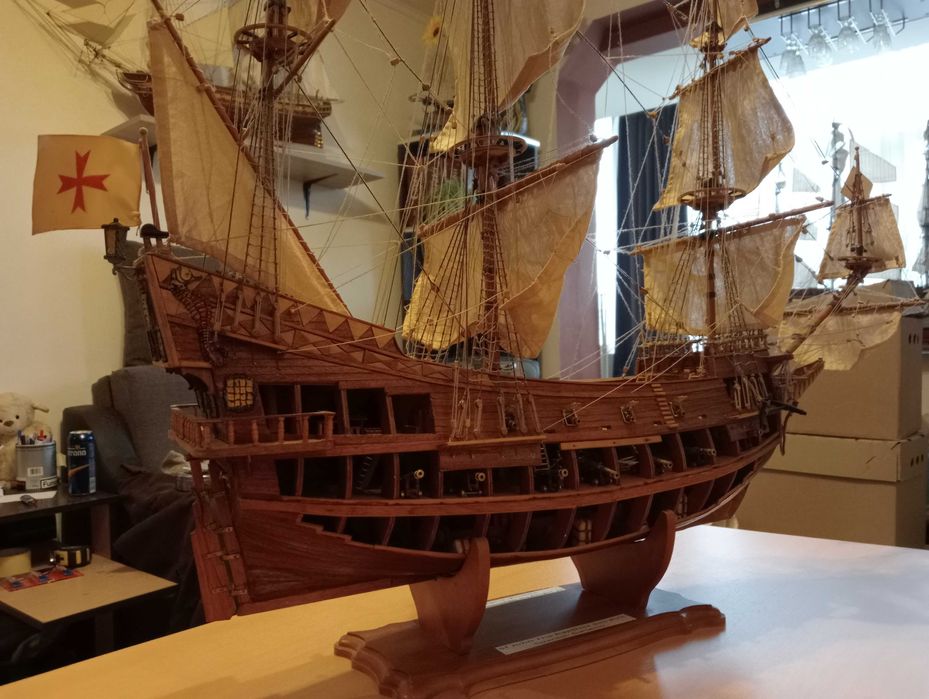 Galion spaniol Sf,Ioan Botezatorul scara 1:60 Pitesti • OLX.ro