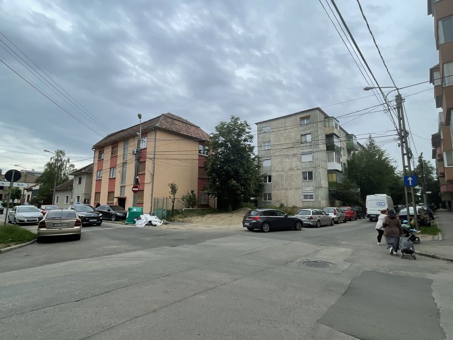 Casa, 60mp, 2 camere, decomandate Sanpetru • OLX.ro