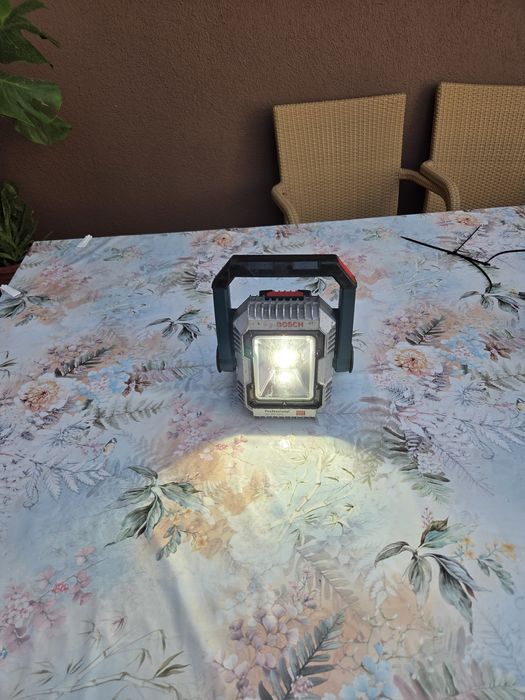 Акумулаторна лампа bosch gli 18v-1900 solo гр. Видин Панония • OLX.bg