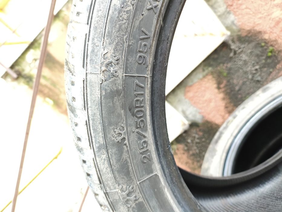 Anvelope de iarnă 215/50R17 Sibiu • OLX.ro
