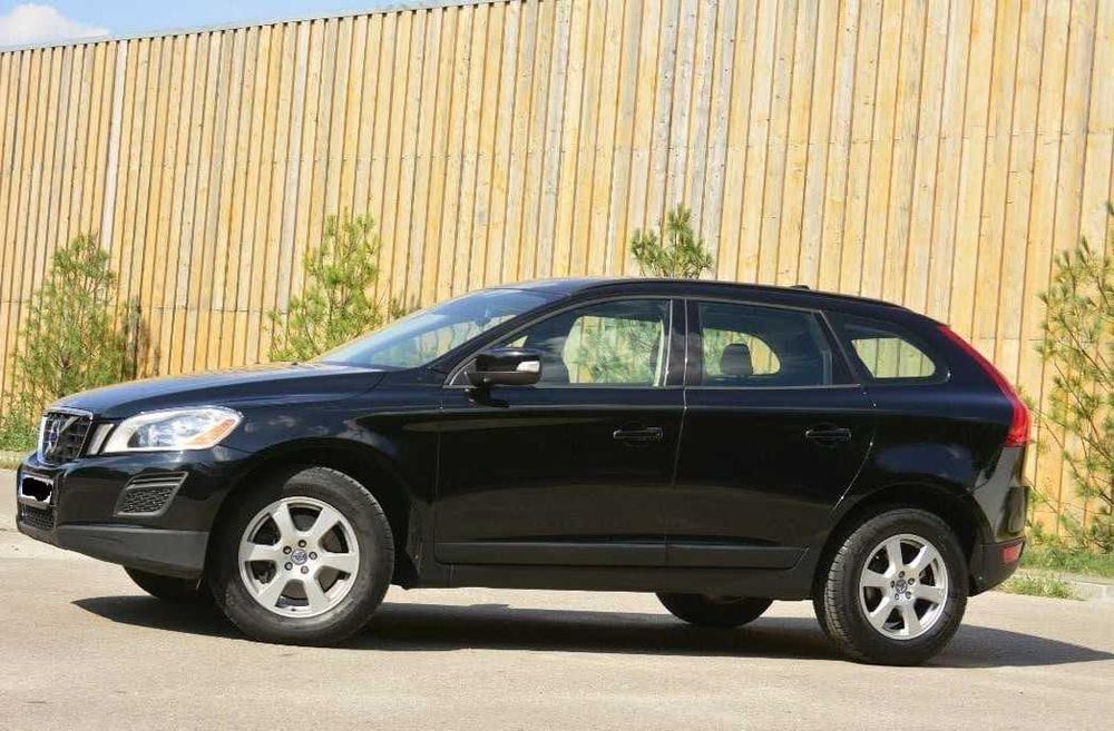 Volvo XC60, Cutie Automata, Diesel D3-1,9, an 2013 Blejoi • OLX.ro