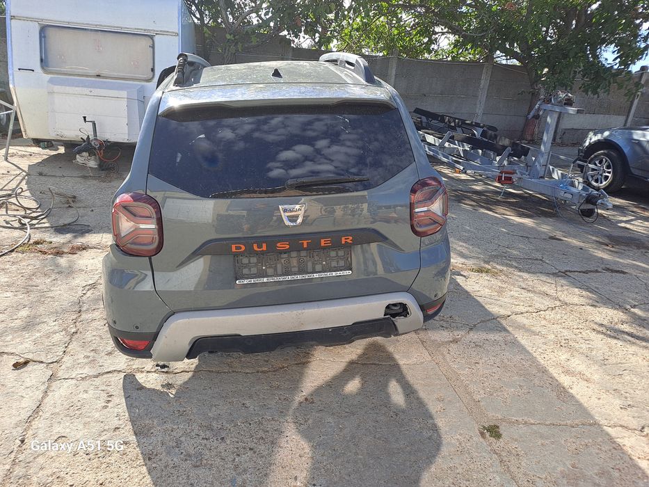 Dacia Duster Extreme 1.5 dci avariat Agigea • OLX.ro